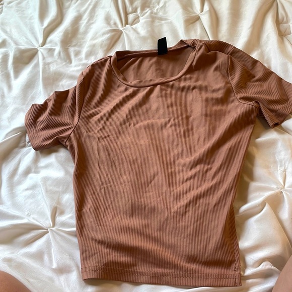 SHEIN | Tops | Cute Brown Crop Top With A Slit On One Side | Poshmark